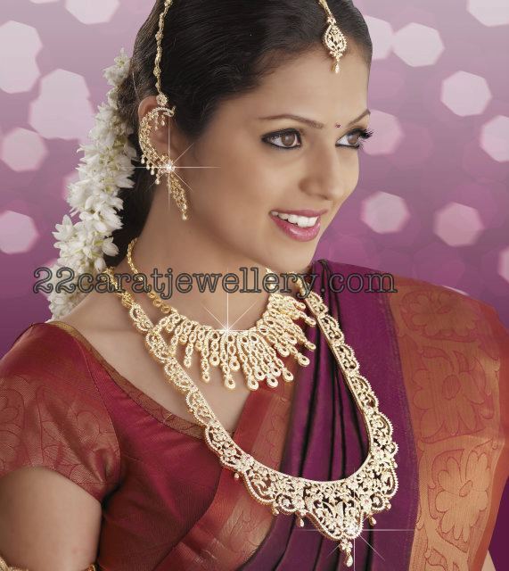 Model with Diamond Long Chain - Jewellery Designs