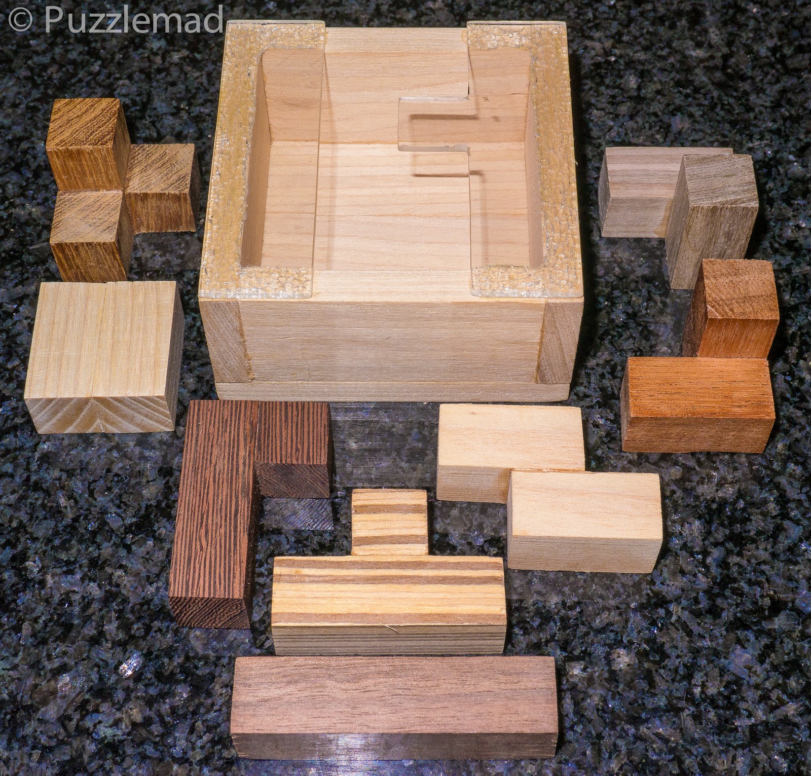 PuzzleMad: Packing puzzles I can do....Almost!