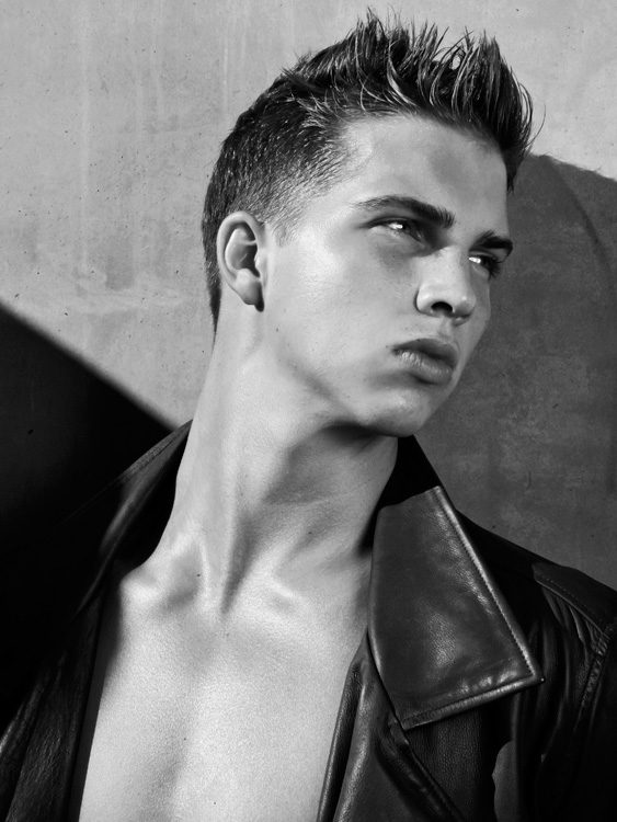 L'Homme du Jour: KYLE LUCAS