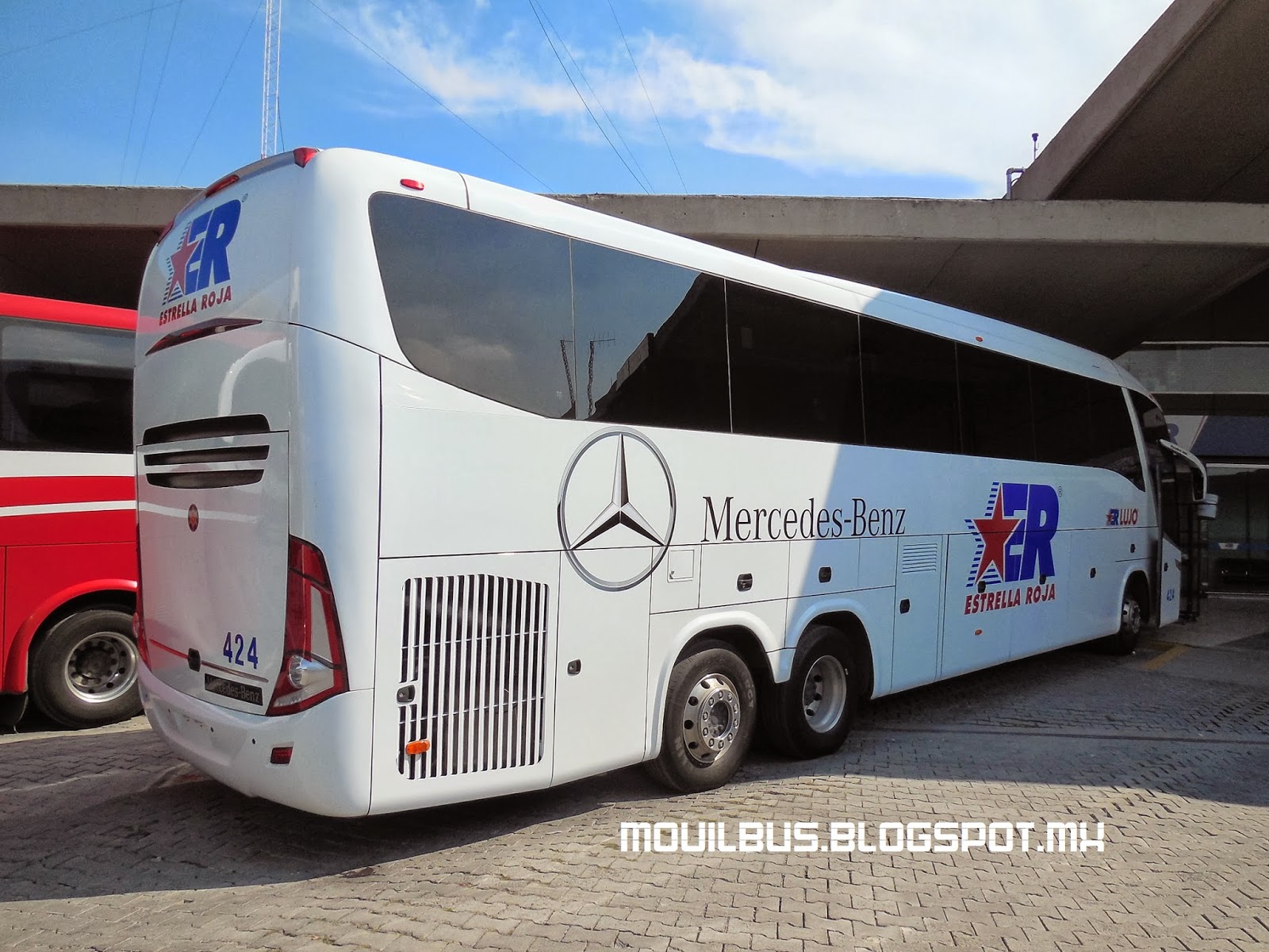 ESPECIAL MERCEDES BENZ MARCOPOLO PARADISO G7 1350 ESTRELLA ROJA LUJO.