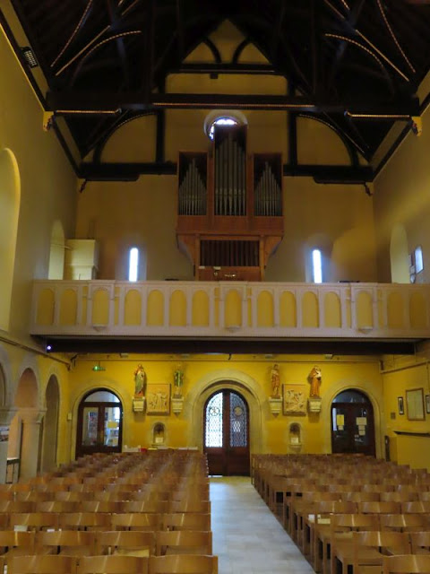 The Church Explorer: St James RC Church Reading