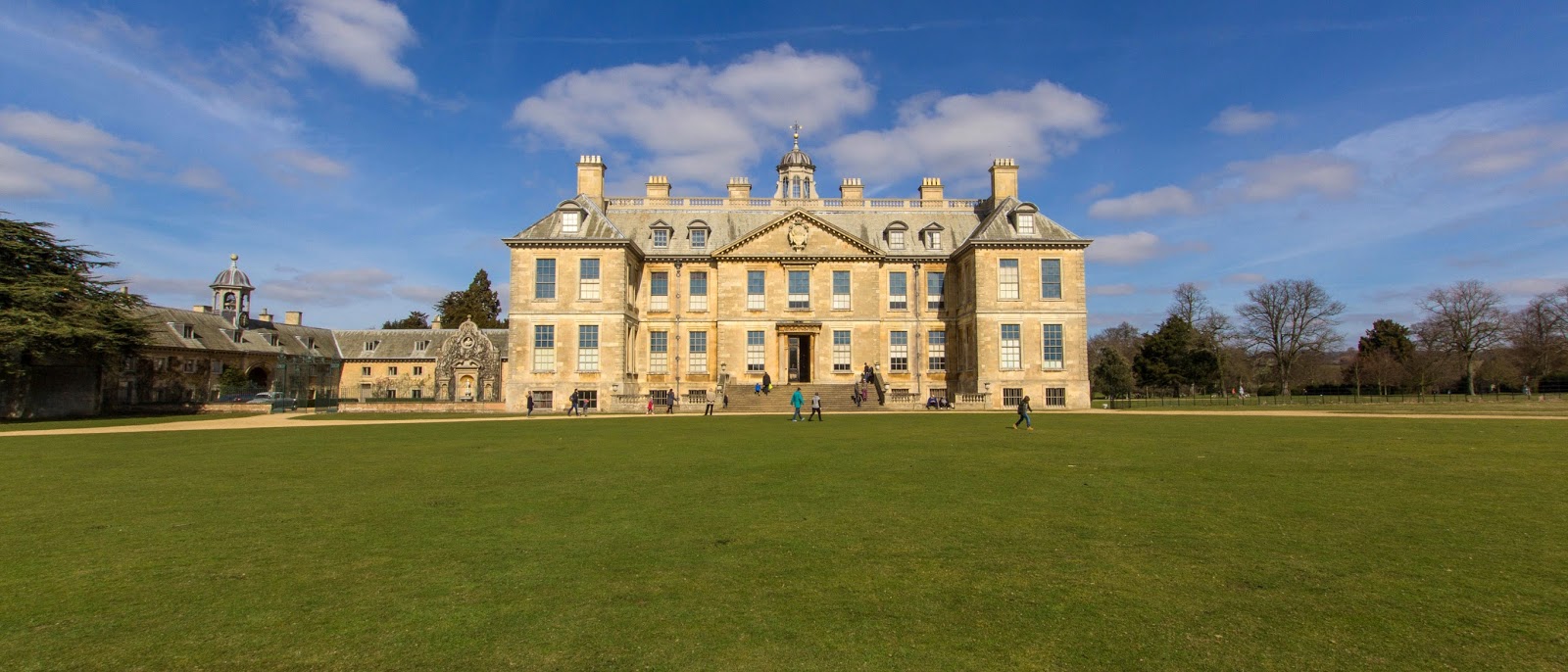 Escapes and Photography: Spring at Belton House