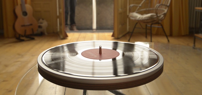 Miniot Wheel Turntable | The Collective Loop
