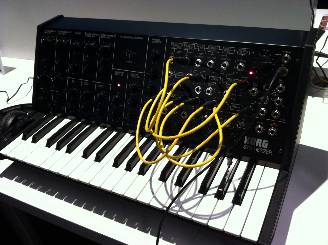 MATRIXSYNTH: New Full Size KORG MS20 DIY Kit from KORG?
