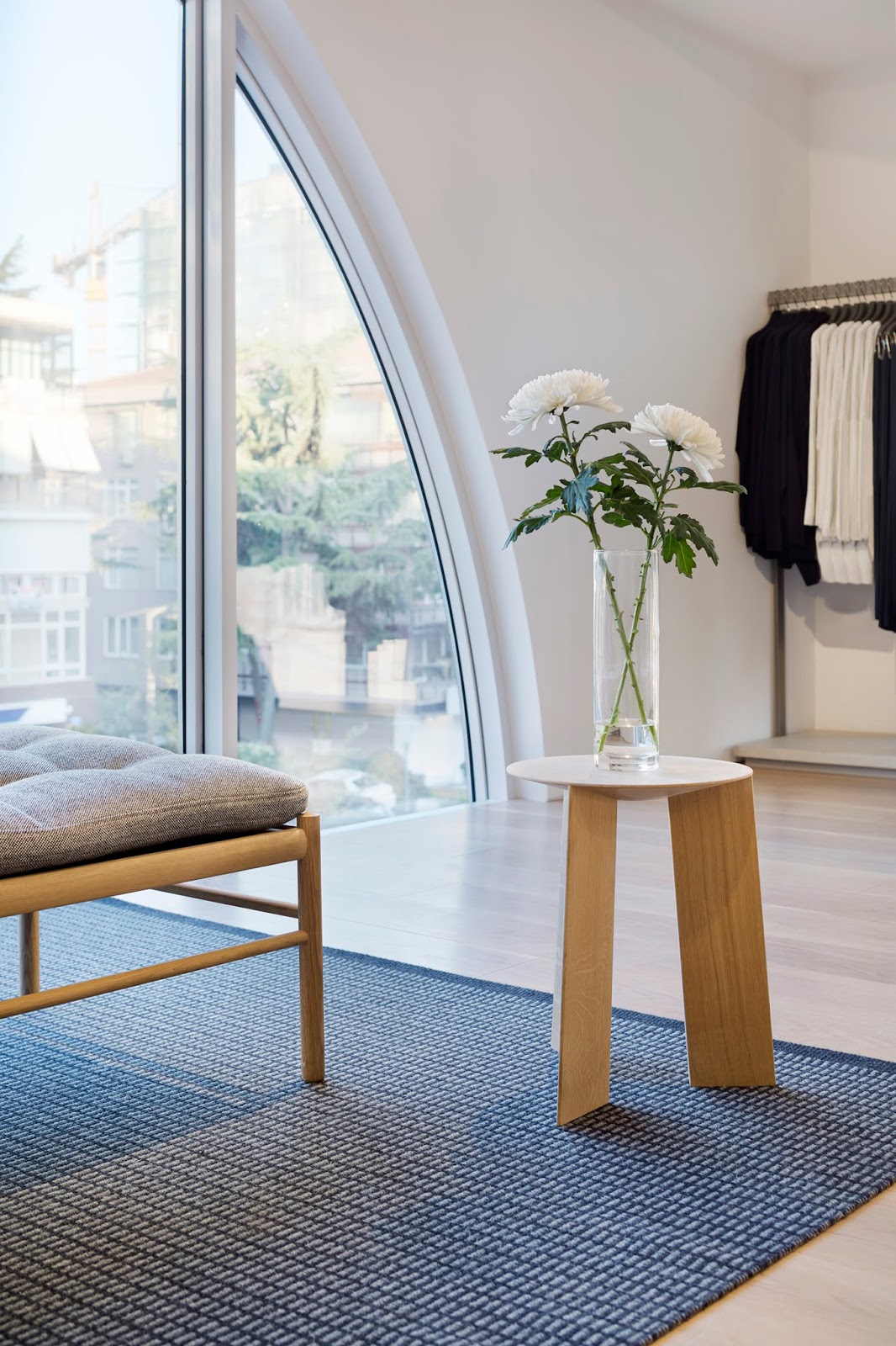 Cos Store, Istanbul - design jungle*