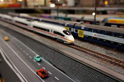 quinntopia - An N Scale blog: Locomotive Roster: DB ICE 3; Minitrix 12197