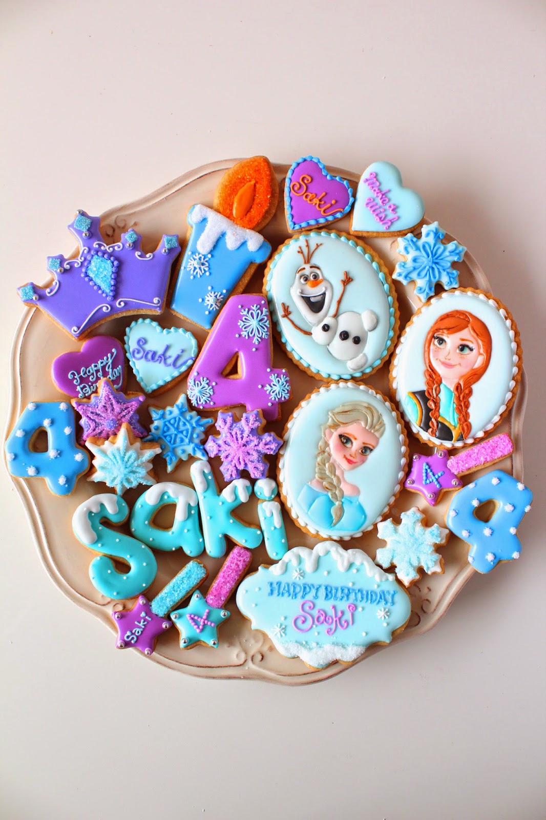 Sweeten your day.: FROZEN icing cookies アナと雪の女王のアイシングクッキー