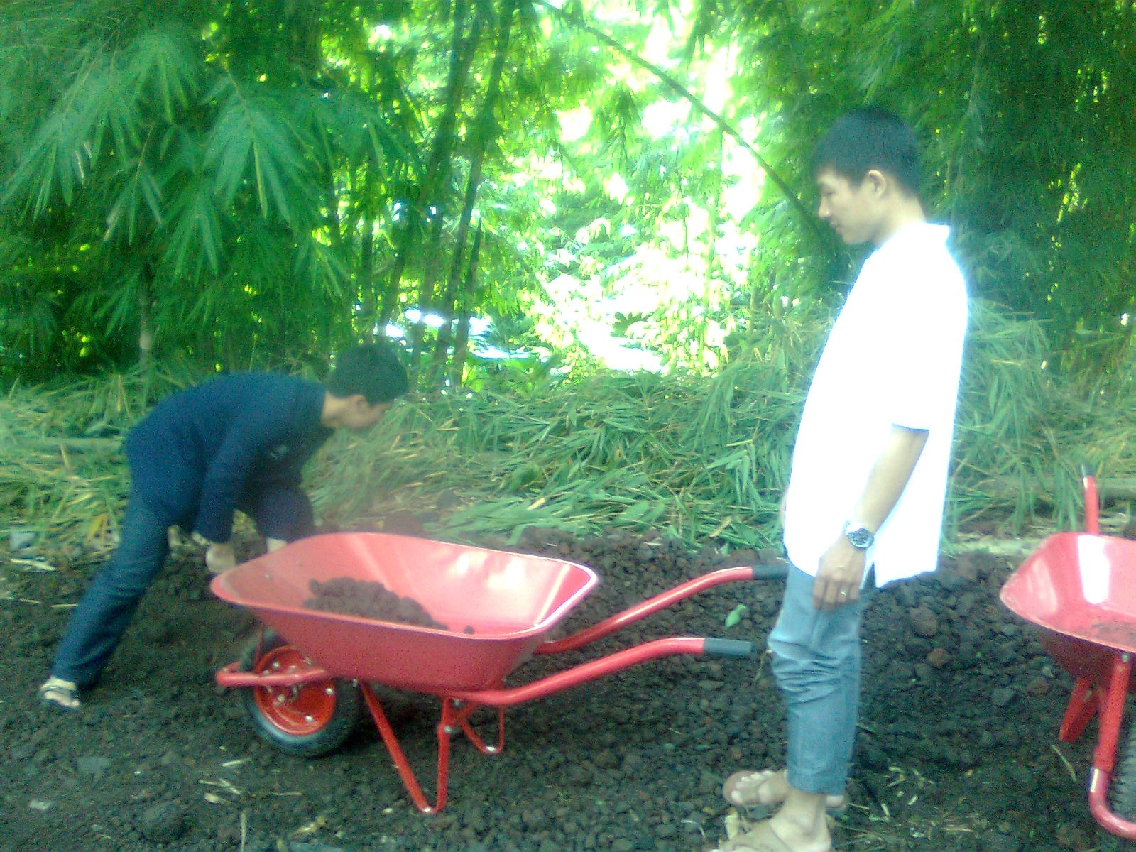 p2mtiga: Kegiatan Kerja Bakti di Desa Ciela Kecamatan Bayongbong ...