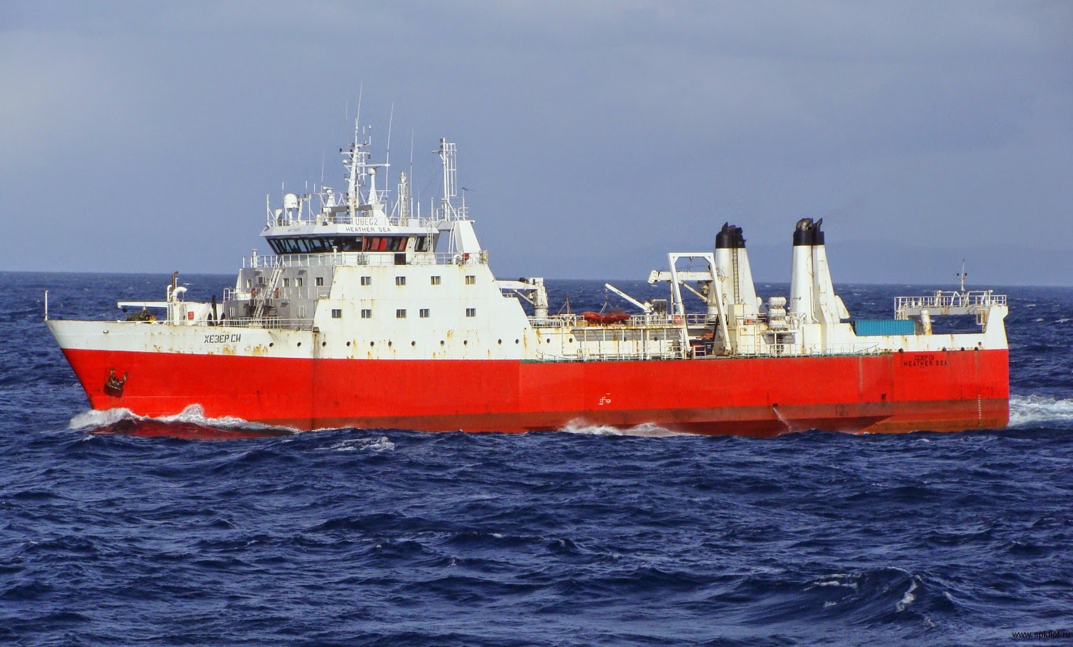 7 Feet Beneath the Keel: RF Navy Acquiring Eight Deep-Water Work ...