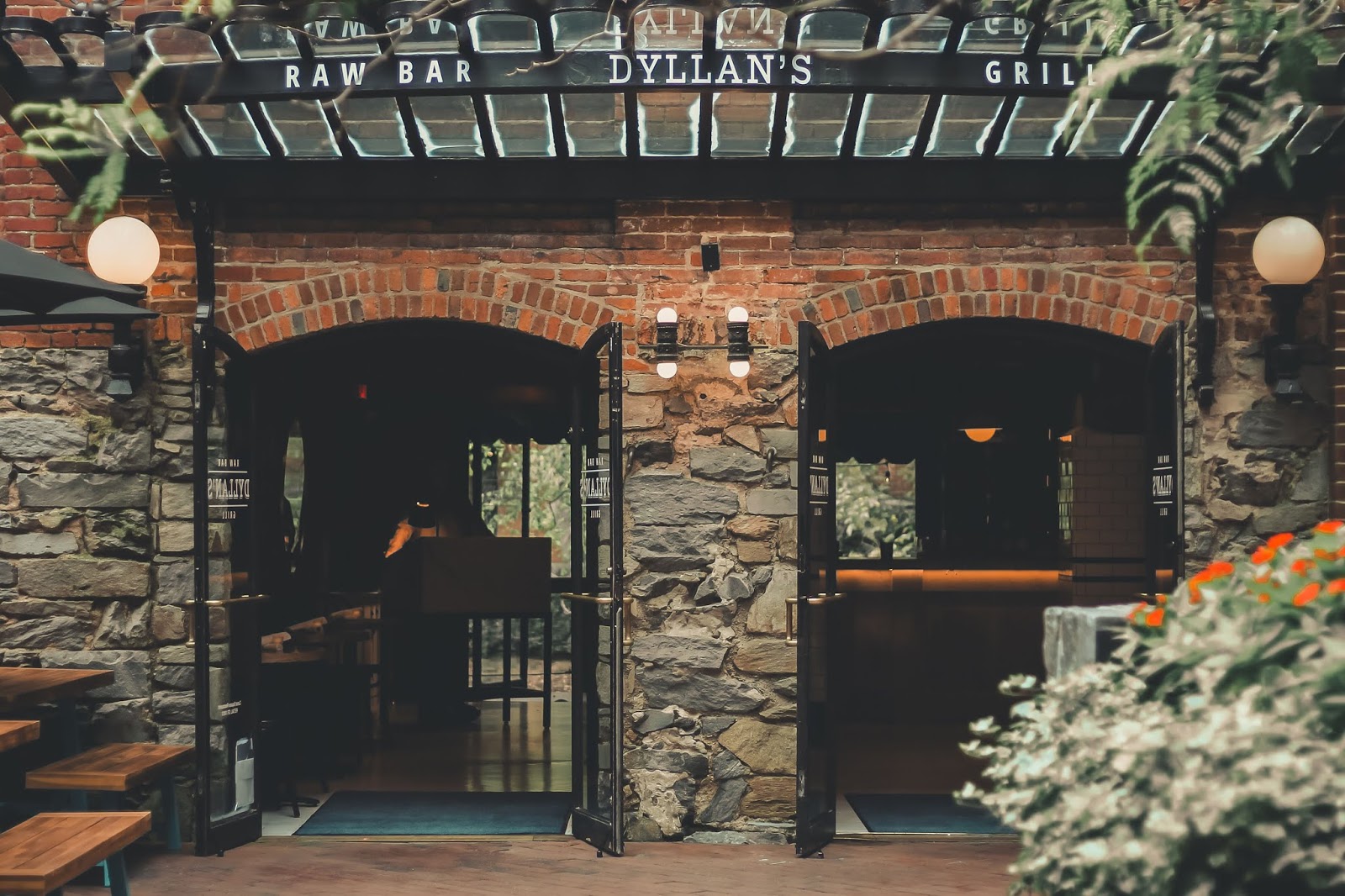 Dyllan’s Raw Bar Grill Announces New Cooking & Cocktail Classes This ...