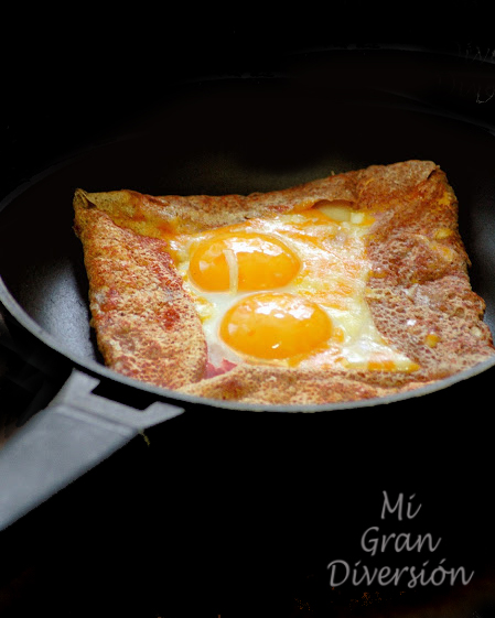 Galette Bretonne (Bacon, queso y huevo) - Mi Gran Diversión
