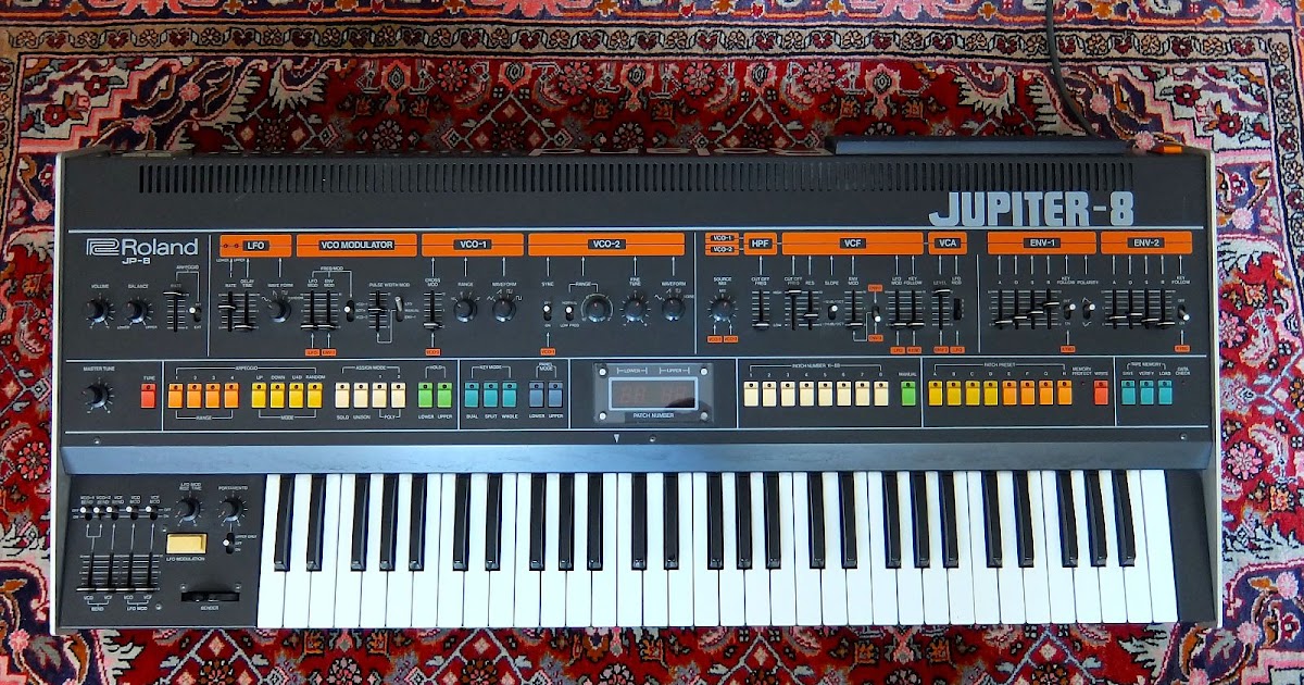MATRIXSYNTH: Roland Jupiter 8 SN 070418