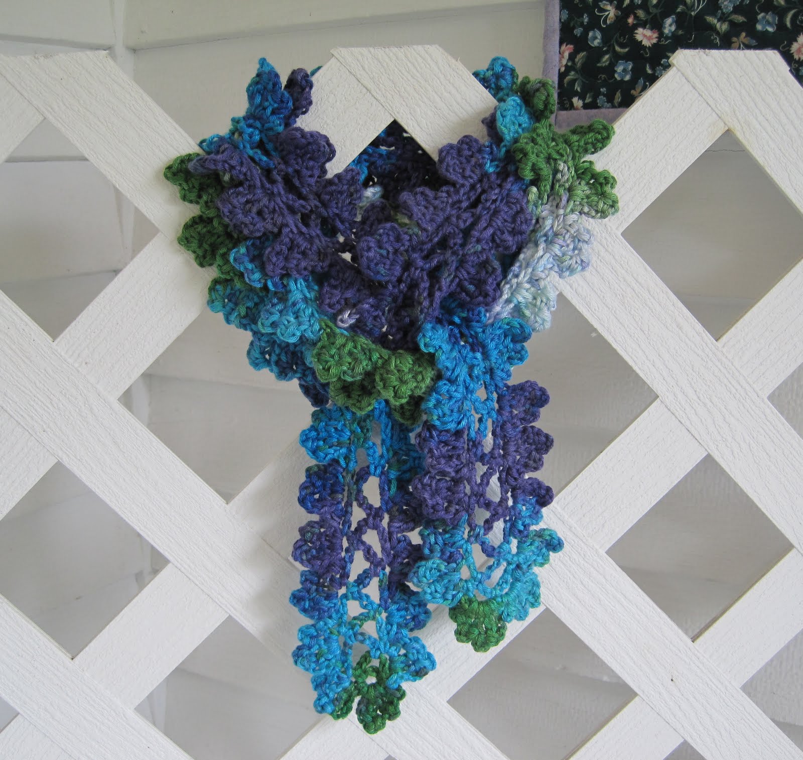 Mr. Micawber's Recipe for Happiness: Sweet Pea Scarf Pattern and Tutorial