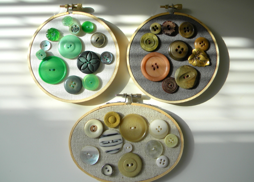 homework: Sew and Tell: vintage button display