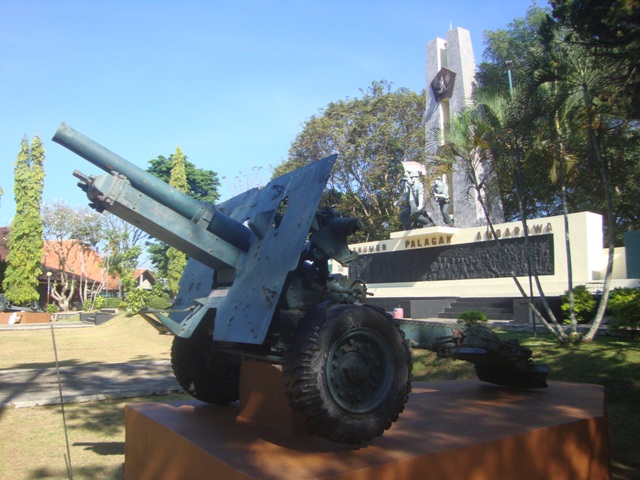 MUDAH BELAJAR IPS SMP : MONUMEN PALAGAN AMBARAWA & MUSEUM ISDIMAN