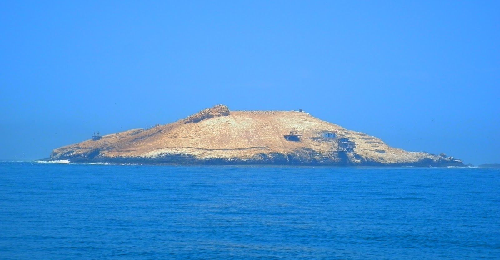 Islas y puntas del Perú: Las islas del Perú. Una introducción.