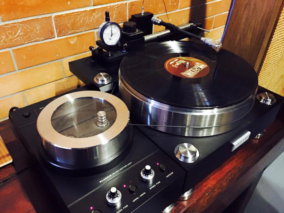 Klassik Analog Audio DD-55FV Vacuum suction air flotation turntable – M ...