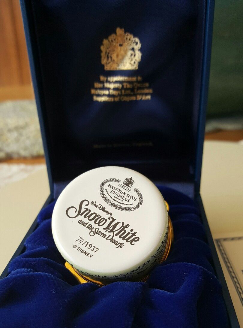 Filmic Light - Snow White Archive: Snow White Enamel Boxes by Halcyon Days