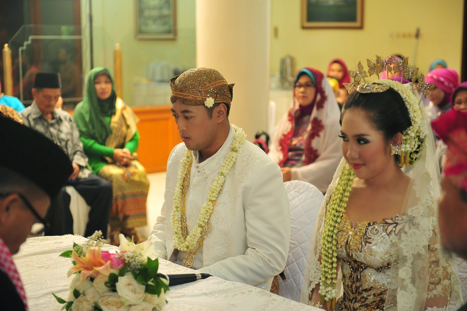 Buntel - Gembul Story : REVIEW - KLUB EKSEKUTIF PERSADA HALIM