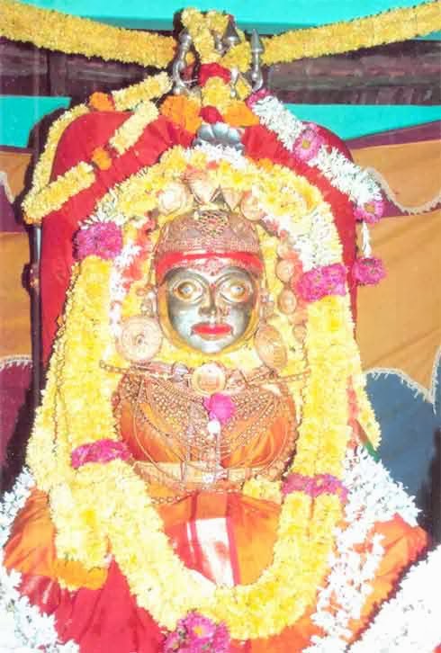 Renukamba Temple at Chandragutti in Karnataka – Cave Temple Dedicated ...