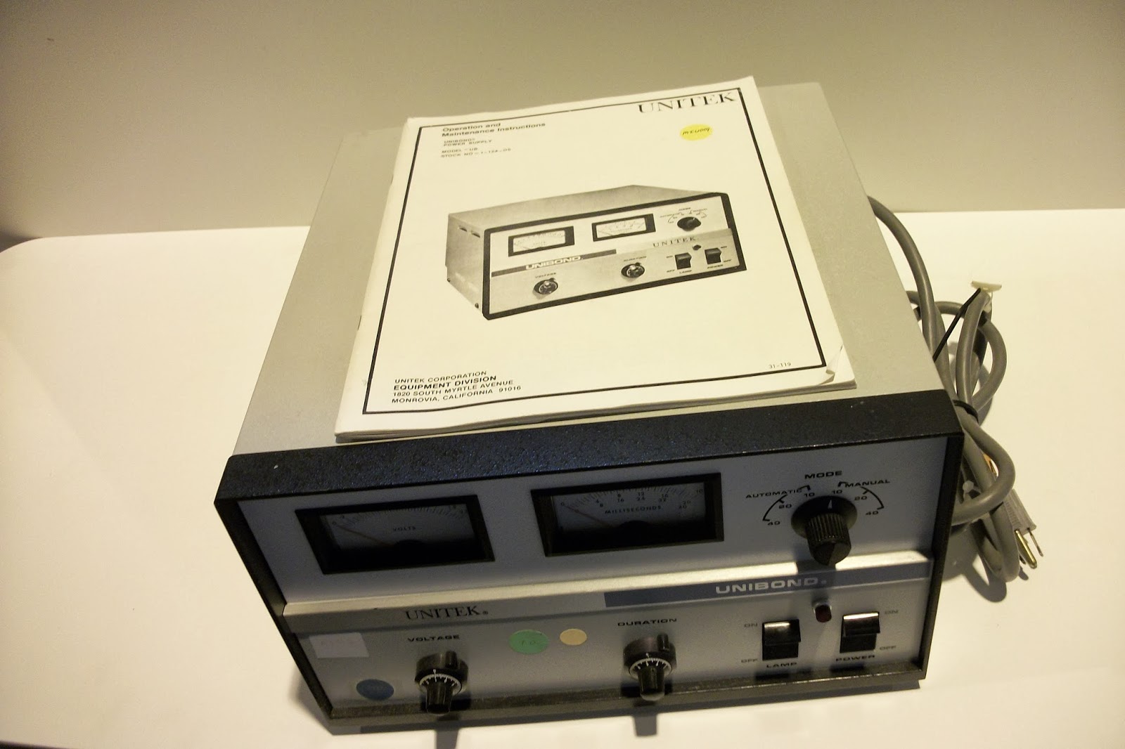 Unitek M/N 1-124-05 S/N 49018 Unibond Parallel Gap Welder/ Power Supply ...