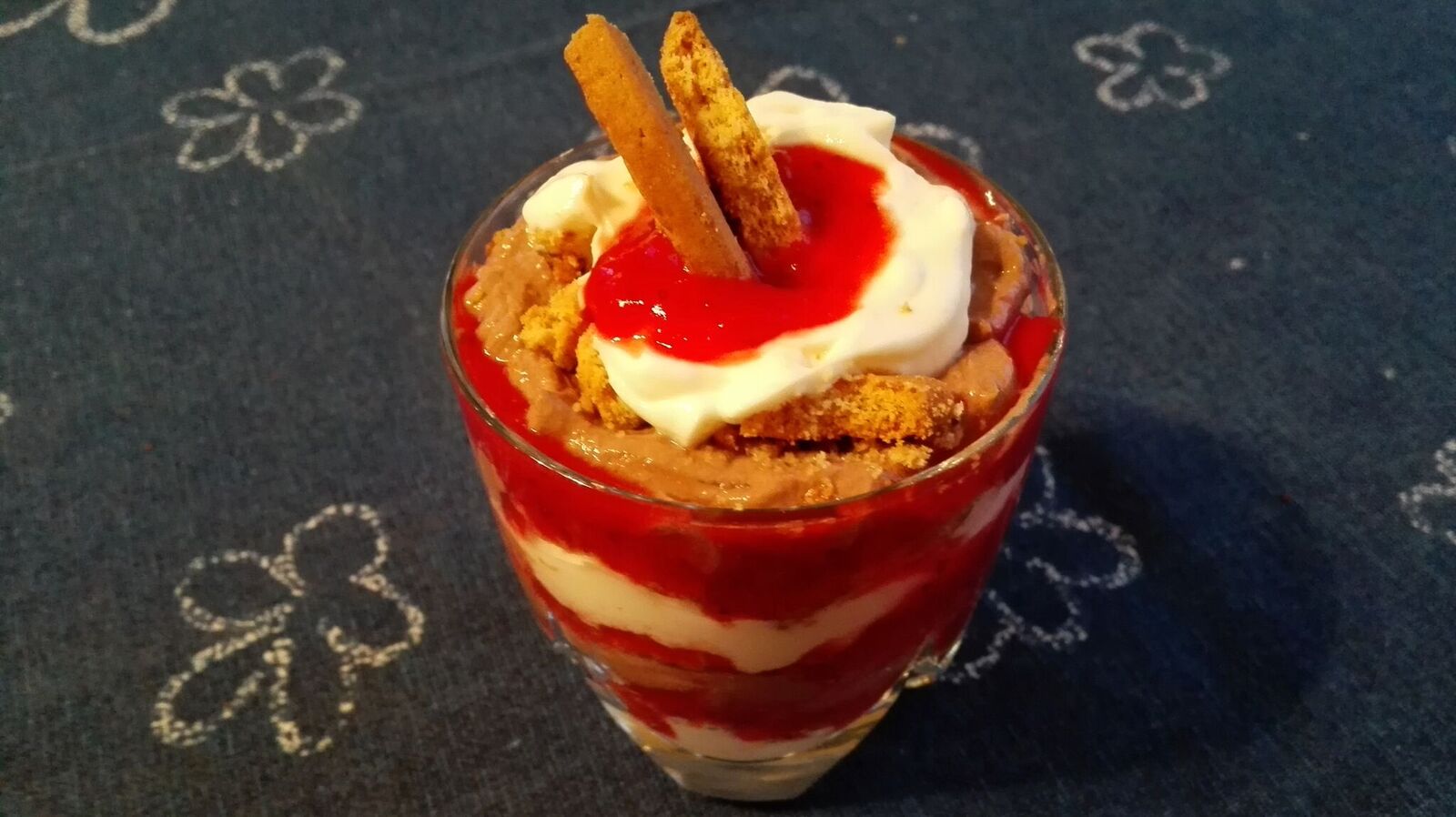 Retseptikogumik: Kihiline magustoit