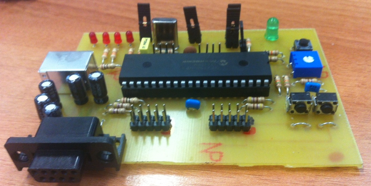 Ferret Robotics: scheda PICDEM FS USB compatibile