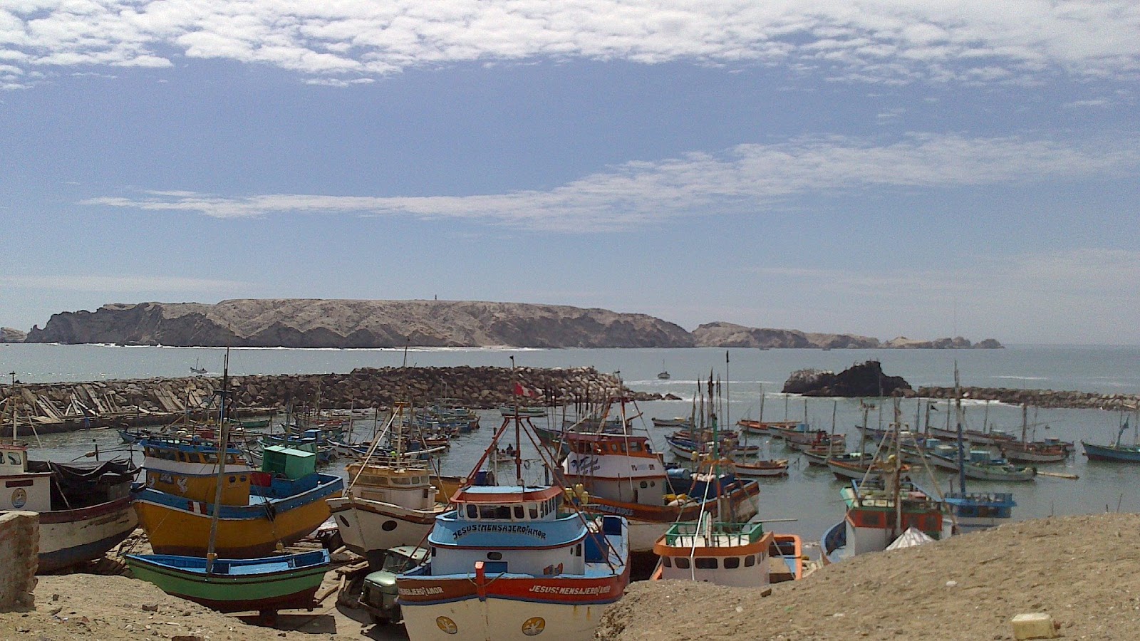 El Peruvian: LA ISLILLA Y SU ENCANTADORA ISLA LA FOCA