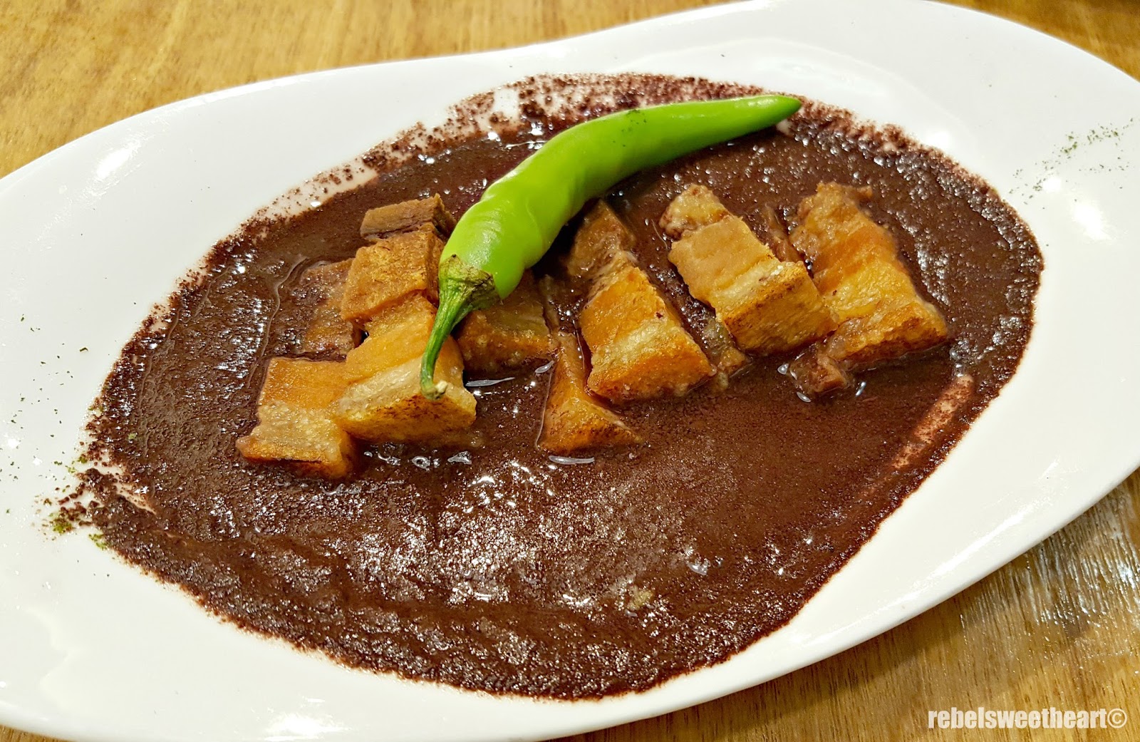 The Rebel Sweetheart.: Foodie Goodie | Kuya J Restaurant.