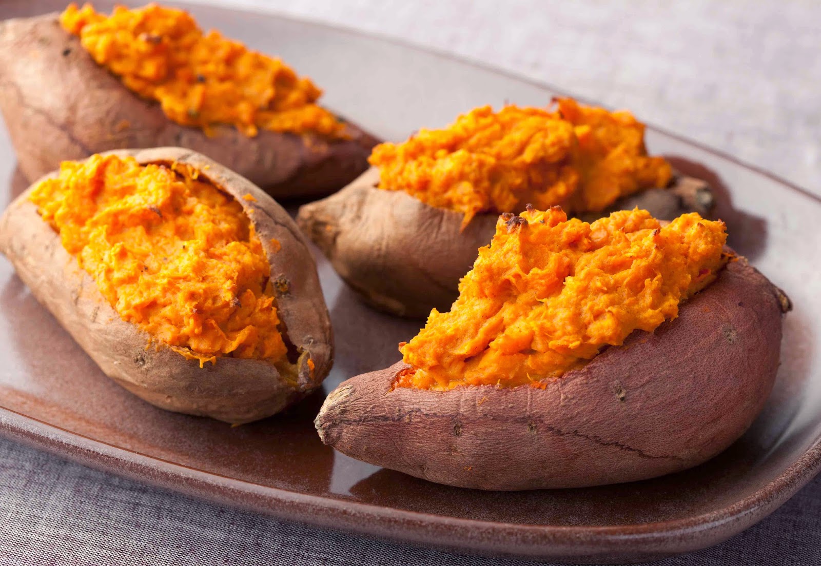 9 Health Benefits Of Eating Sweet Potatoes | Healthy Fat Burning Foods ...