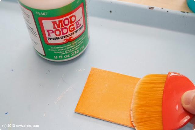 Sew Can Do: Outdoor Mod Podge Porch Pot Ghosts Tutorial