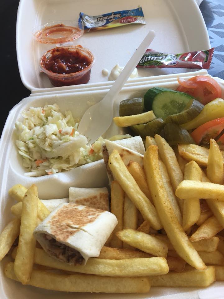 The East River Journal: 久しぶりにBashkaでシャワルマランチ