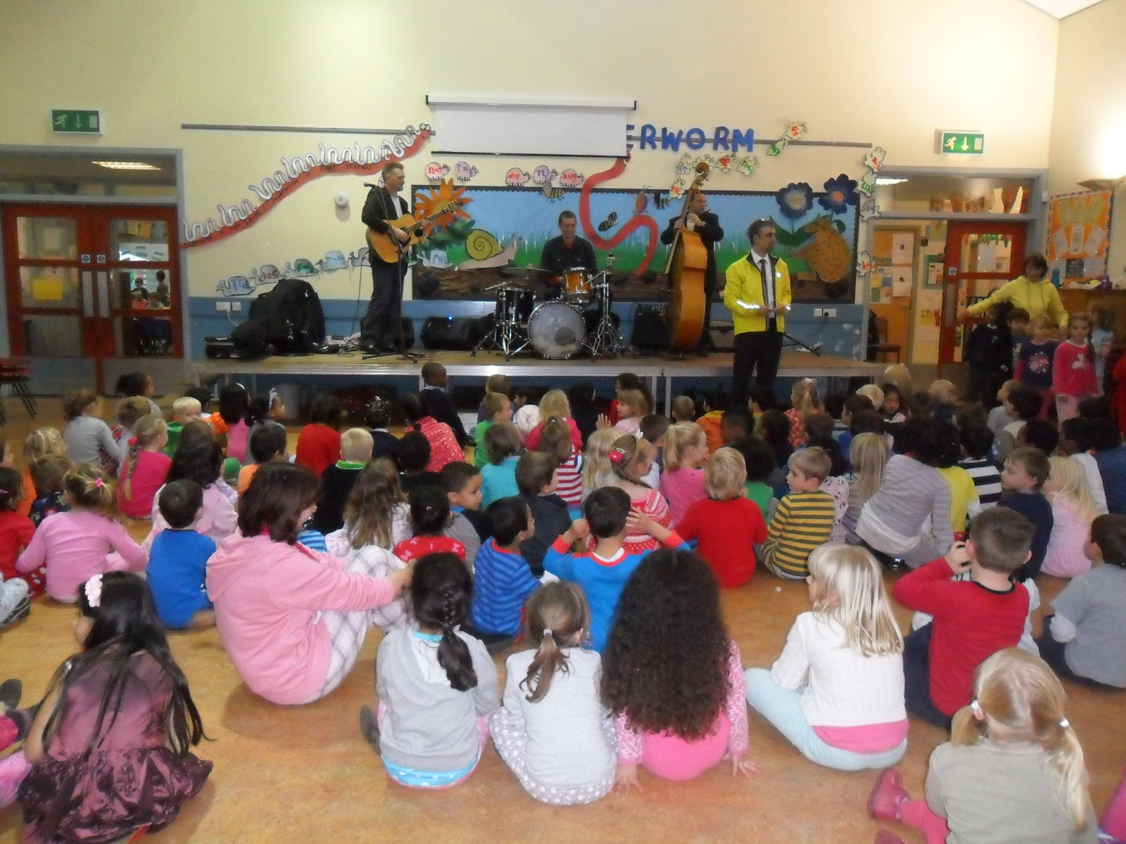 Begbrook Primary School Year 1: Boogie with the band