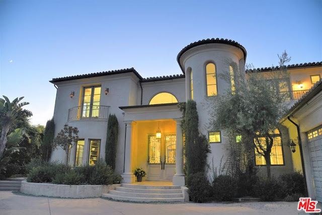 Everything The O.C. : Rare Glipses: Rare Side of The O.C. Cohen house!