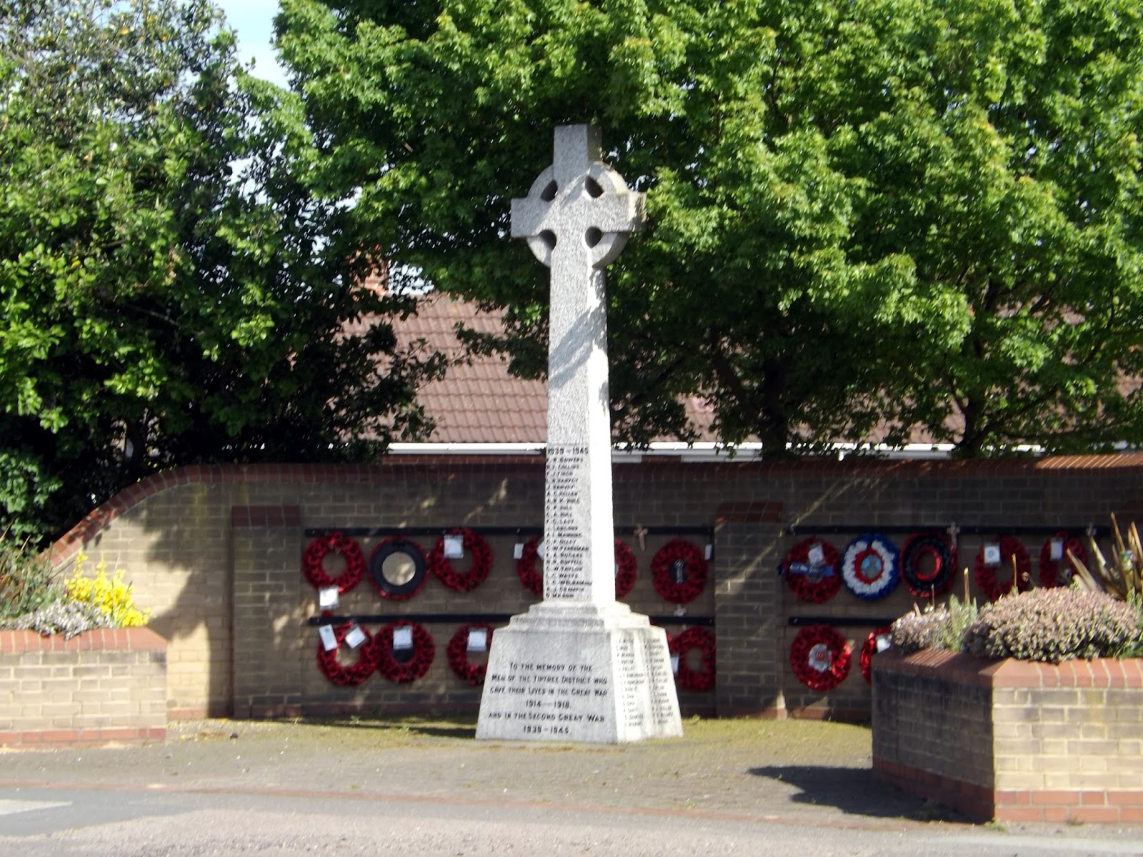 My Adventures 3: Tiptree Essex and Layer Marney Tower Circular Walk ...