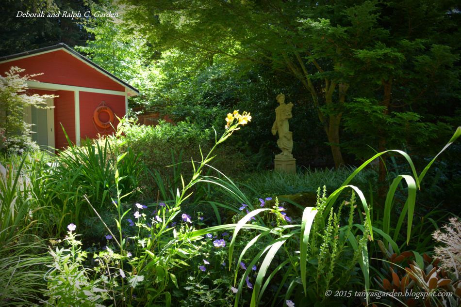 MySecretGarden: Deborah and Ralph's Garden on Bainbridge Island