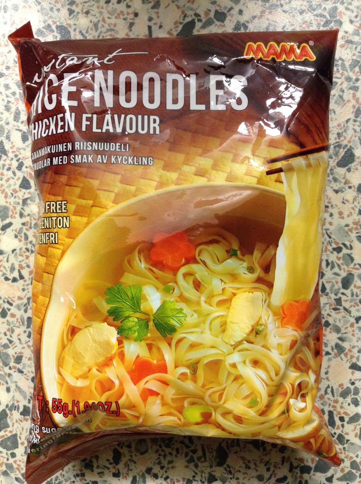 Nuudelicious: Mama Chicken (riisinuudeli)