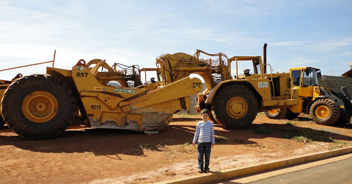 Tratores e Máquinas: Moto Scrapers