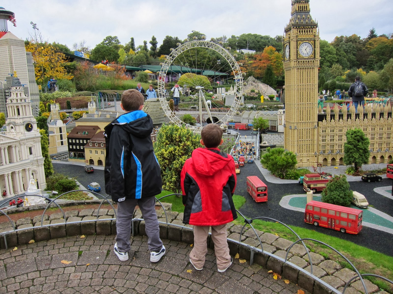 Legoland: Making the best of it | the adventures of MNMs