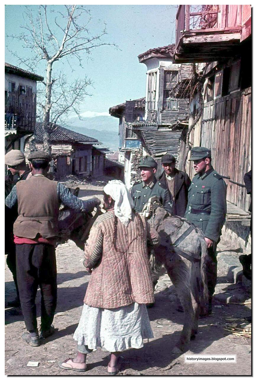 HISTORY IN IMAGES: Pictures Of War, History , WW2: German Soldiers ...