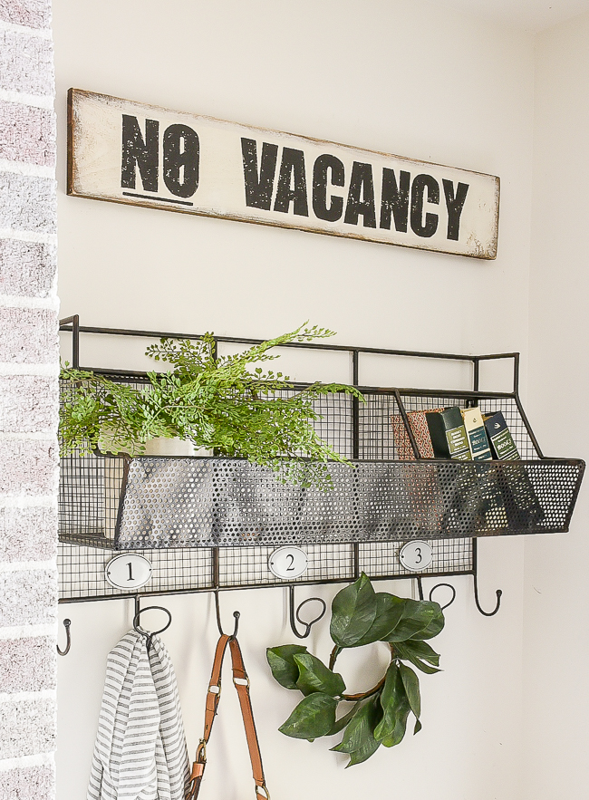 How to Make an Affordable No Vacancy Farmhouse Sign | Little House of ...