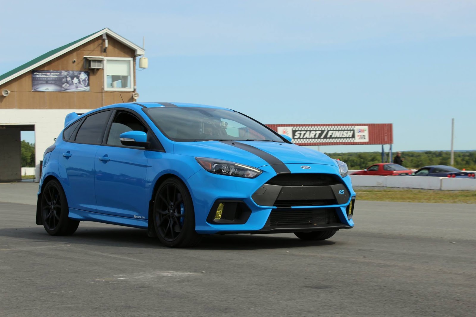 Ford Focus RS vs Subaru WRX STI vs Mitsubishi Evo X MR