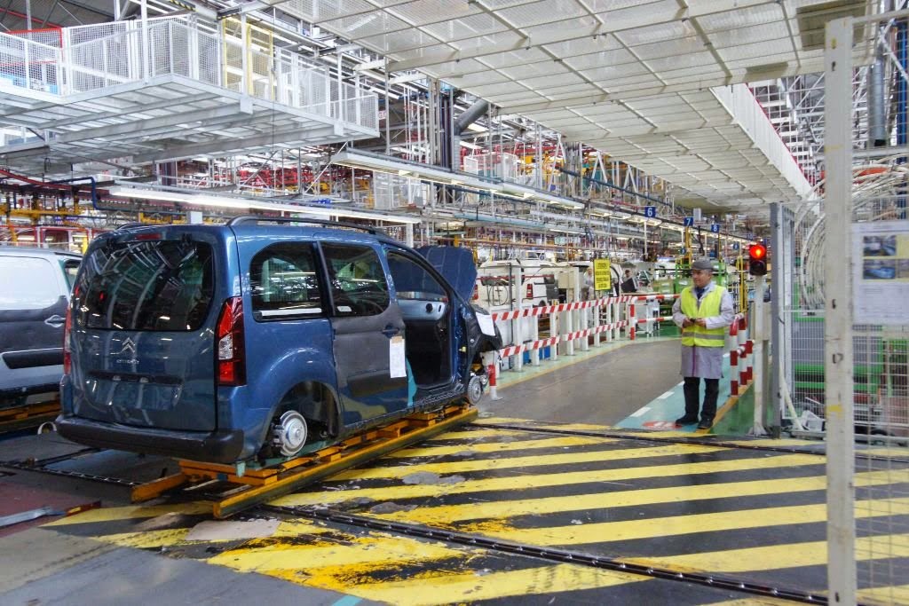 PSA Peugeot Citroën en Vigo fabrica su unidad 12 millones