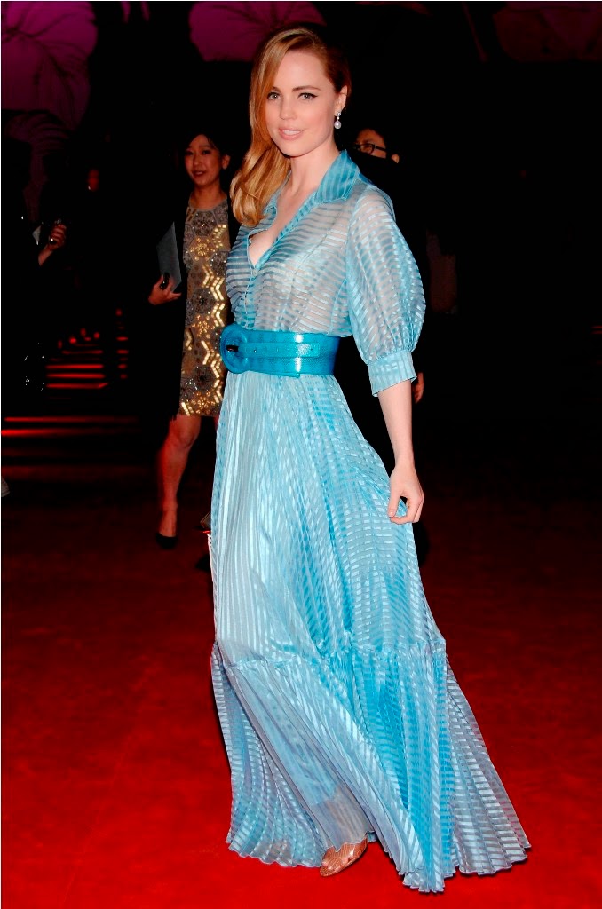 AtoZ hotphotos: Melissa George hot stills