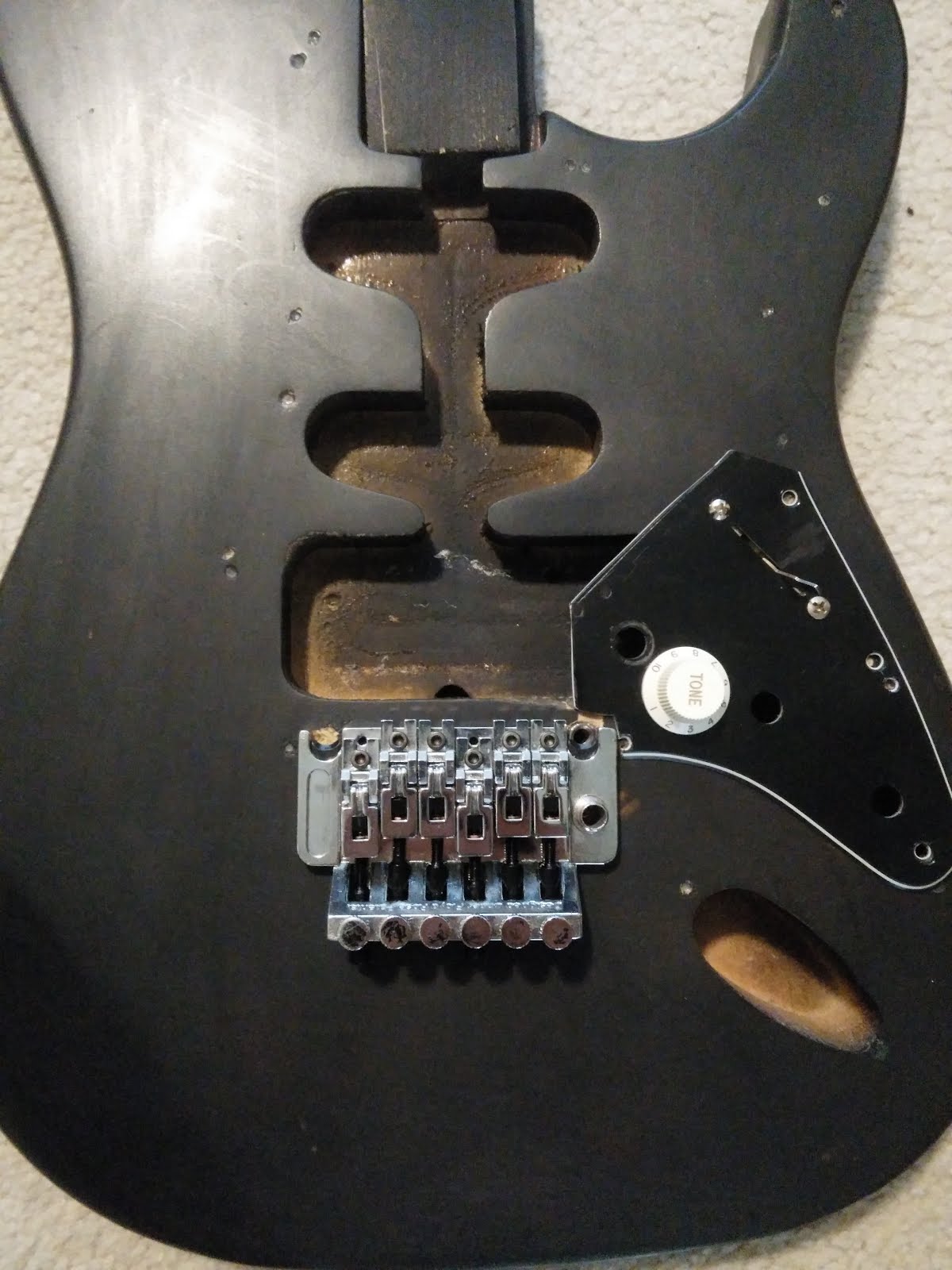 [Mattwins]: How to Paint an Eddie Van Halen Frankenstrat Guitar