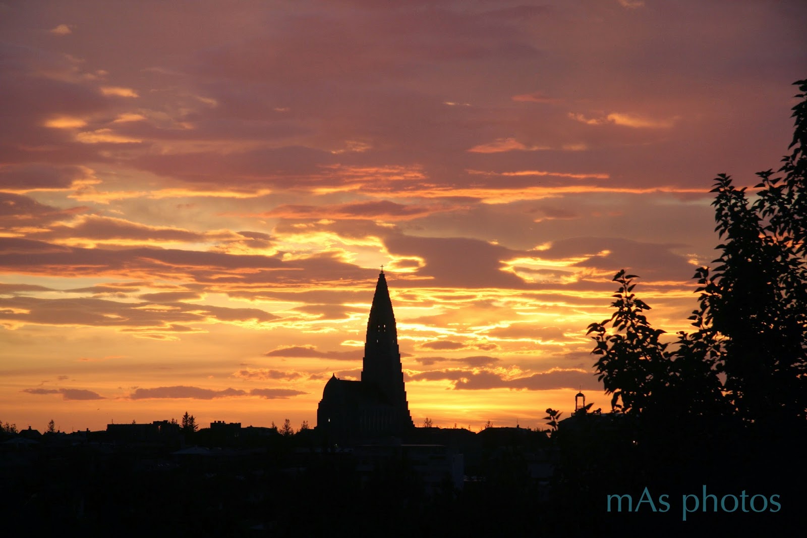 mAs: Ágúst augnablik | August moments