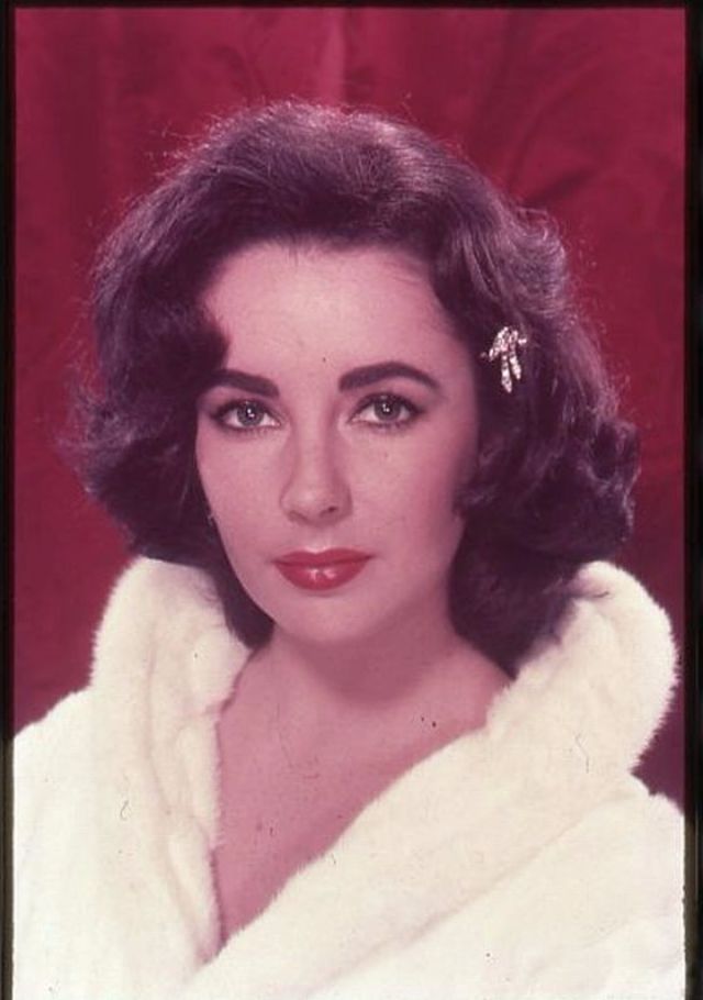 40 Extraordinary Publicity Color Photos of Elizabeth Taylor for 'The ...