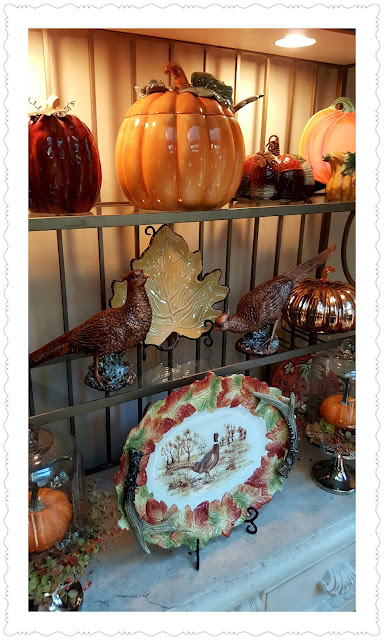 Autumn Inspired Bakers Rack | Life and Linda