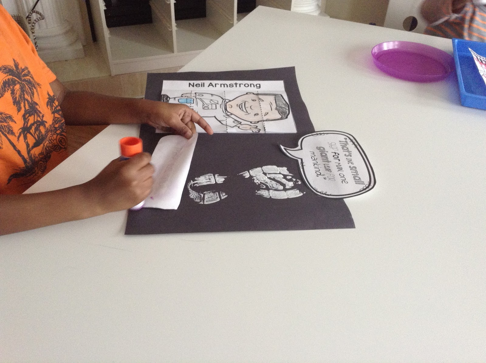 TeacherMomPlus3: Neil Armstrong Report + Craft
