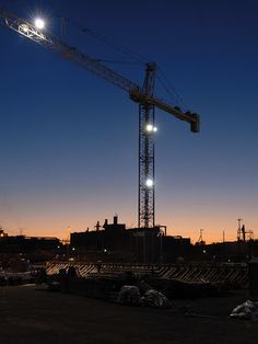 blog of truemax: "In the high-altitude work": tower crane operations ...